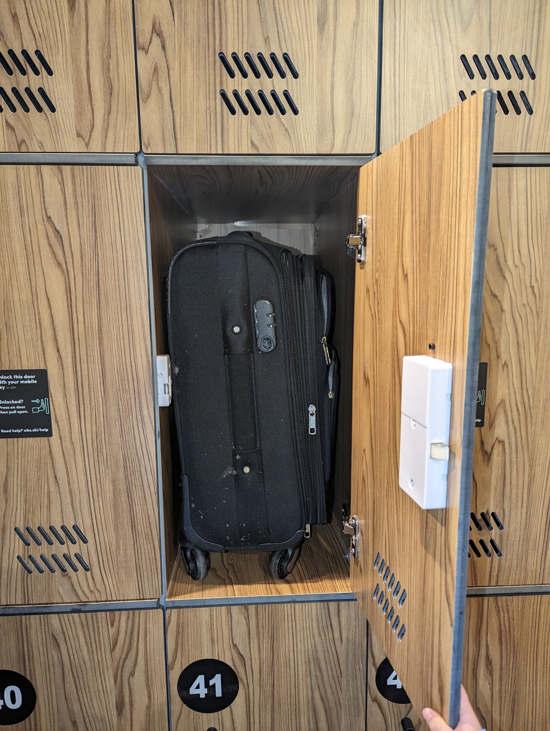 Small locker hourly | Whistler Luggage, Ski & Snowboard Storage Lockers
